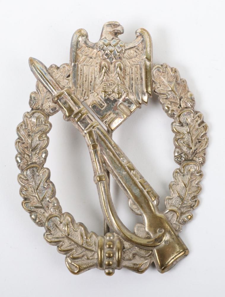 WW2 German Army / Waffen-SS Infantry Assault Combat Badge in Silver