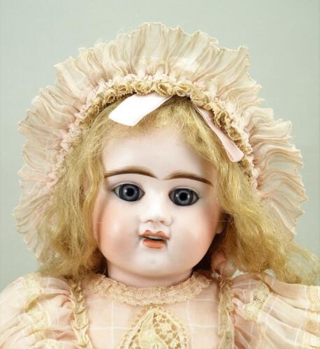 Beautiful E.D Bebe, French circa 1900,