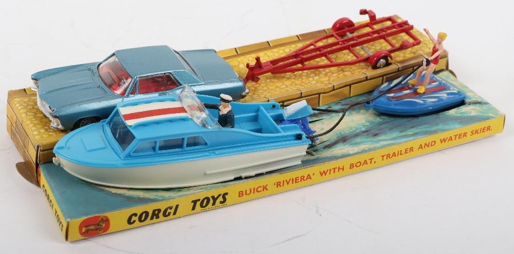 Corgi Toys The ‘Riviera’ Gift Set 31