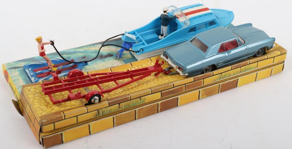 Corgi Toys The ‘Riviera’ Gift Set 31