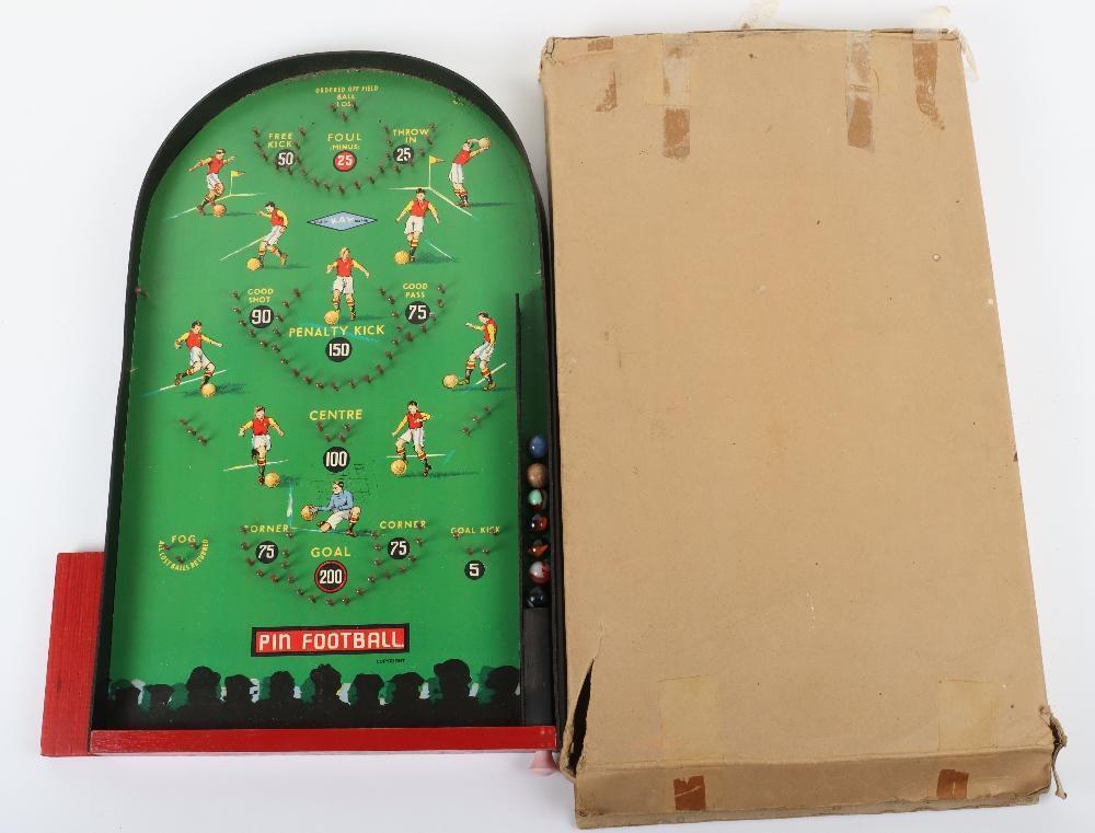 Kay Made In England Pin Football Bagatelle game