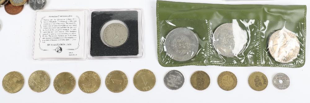 A mixed lot of miscellaneous coins and covers