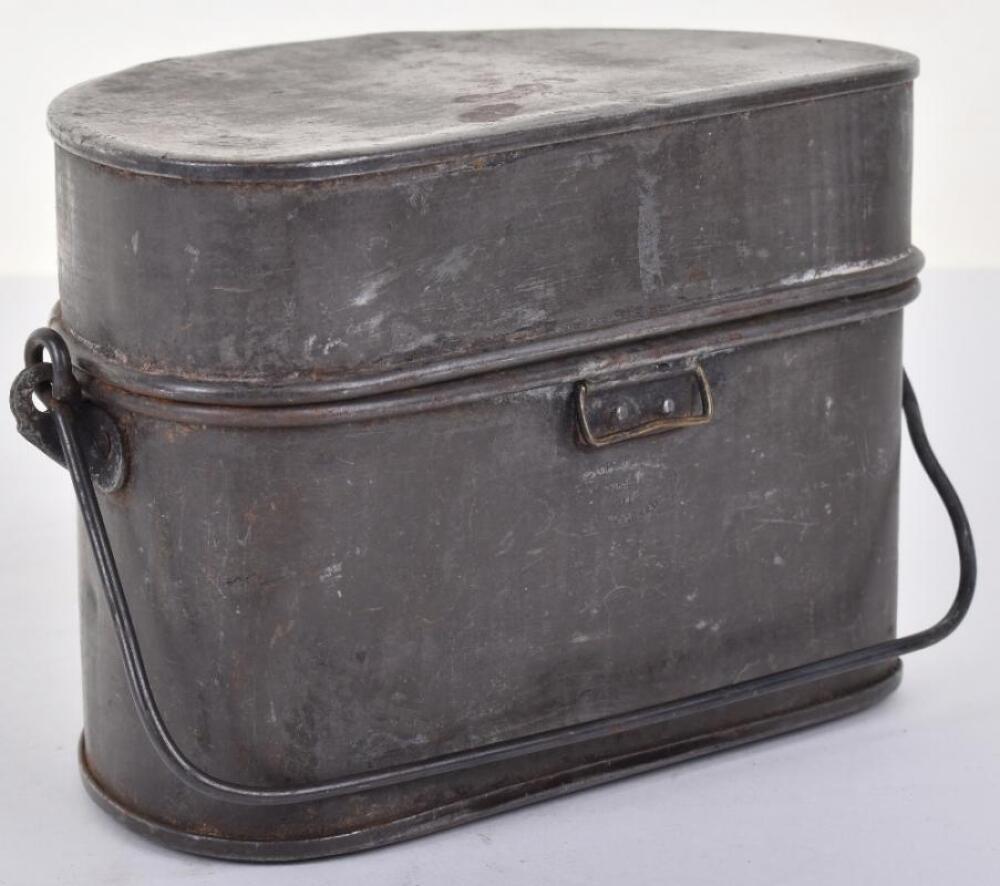 WW1 British 1917 Dated “D” Shaped Mess Tin