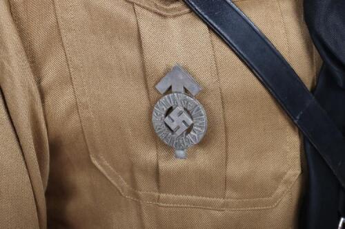 Third Reich Hitler Youth Boys Uniform Ensemble