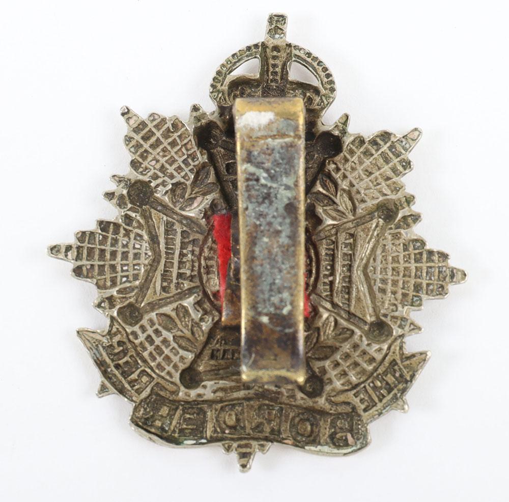 Scarce Small Pattern Border Regiment Cap Badge