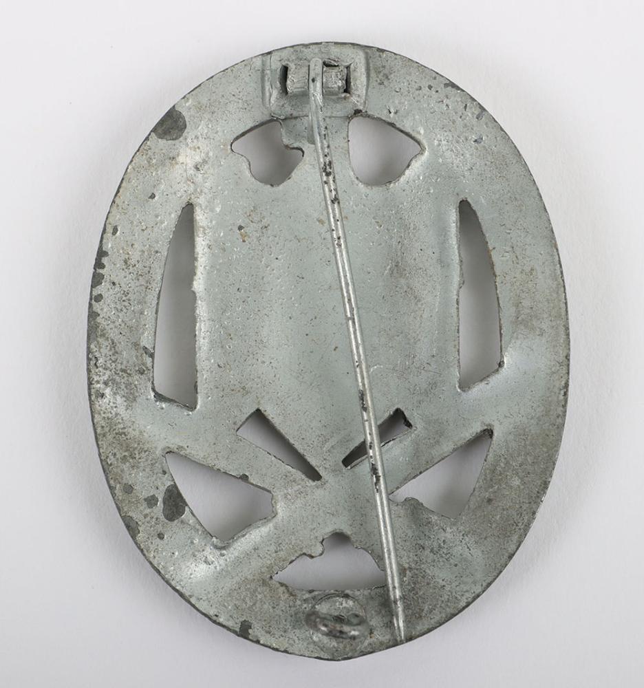 WW2 German Army / Waffen-SS General Assault Badge in Silver