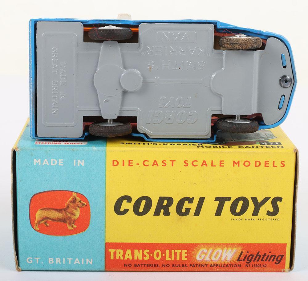 Corgi Toys 471 Smith’s-Karrier Mobile Canteen