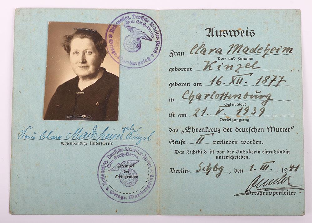 Third Reich Der Deutschen Mutter (Mother‘s Cross) Ausweis Card