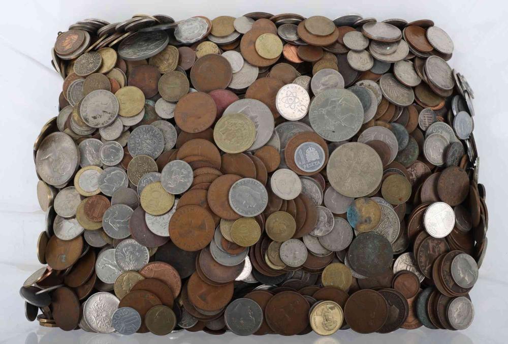 A large amount of GB and word coinage, 18th century onwards including ...