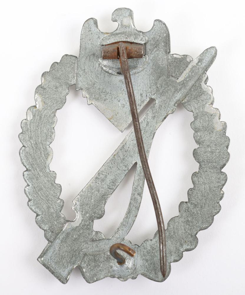 WW2 German Army / Waffen-SS Infantry Assault Badge in Silver