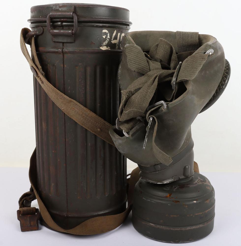 WW2 German Armed Forces Gas Mask