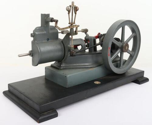 A cut-away demonstration model of a horizontal steam engine