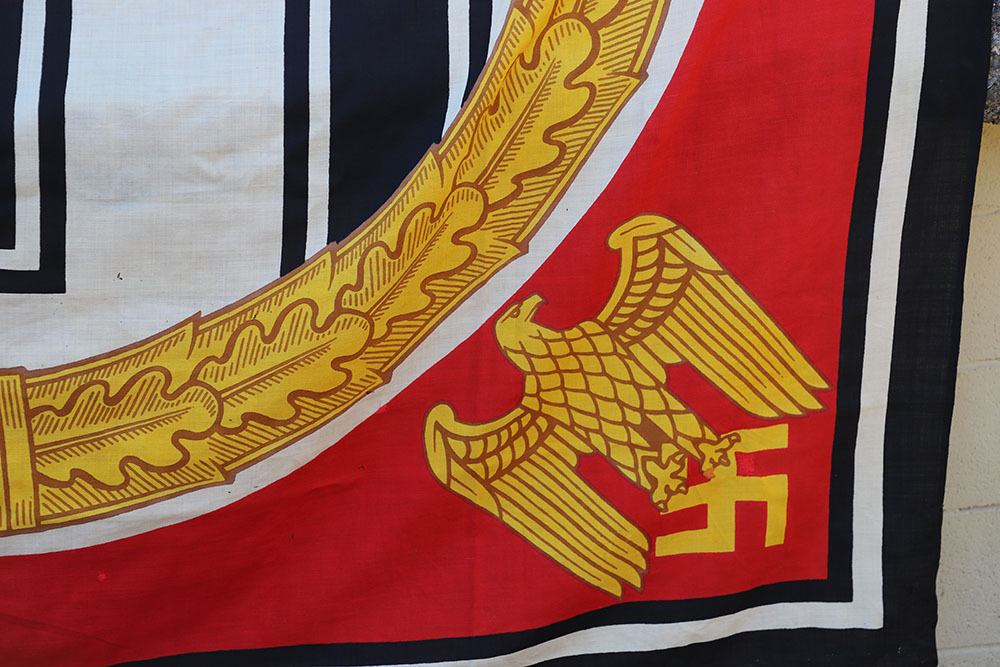 KRIEGSMARINE ISSUED ADOLF HITLER FUHRER STANDARTE / FLAG