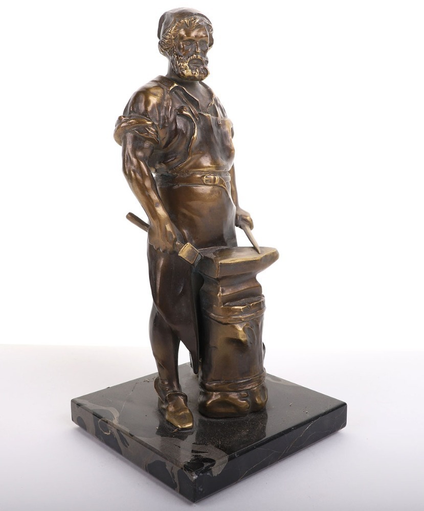 GERMAN THIRD REICH PERIOD BRONZE STATUE OF A SWORDSMITH