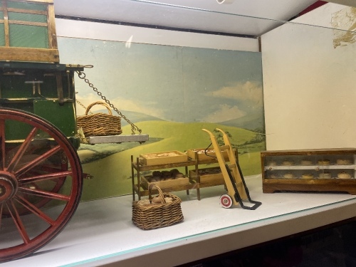 A Scratch Built Professional Model of A Horse Drawn Bakers Cart ‘Bread ...