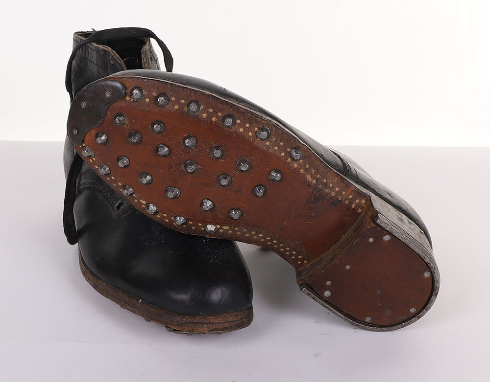 WW2 GERMAN WEHRMACHT LOW QUARTER COMBAT BOOTS, BLACK LEATHER W/ HOBNAILS