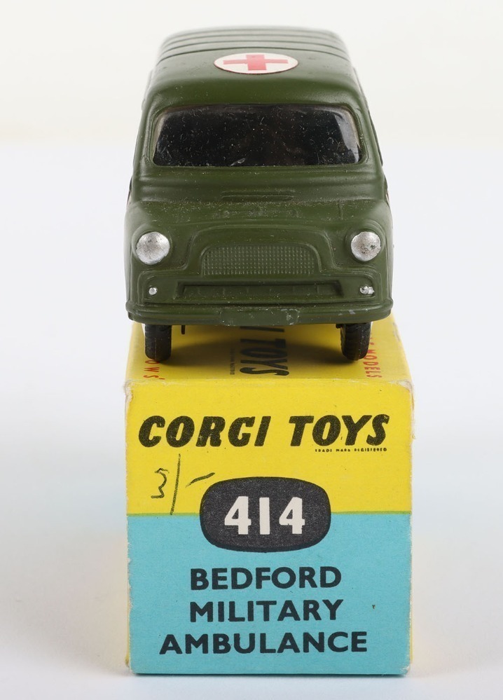 Corgi Toys 414 Bedford Military Ambulance