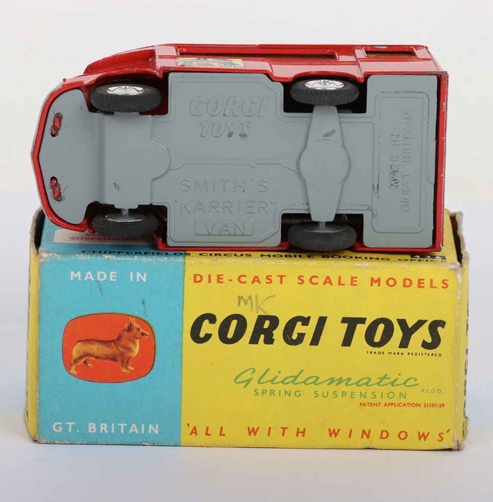 Corgi Toys 426 Chipperfields Circus Mobile Booking Office