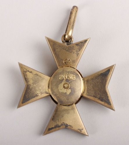 Royal Victorian Order Commander (C.V.O) neck badge