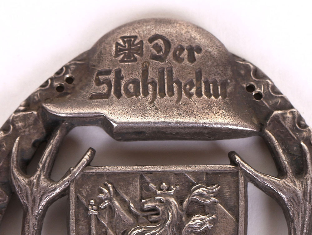 Scarce Der Stahlhelm Arm Badge