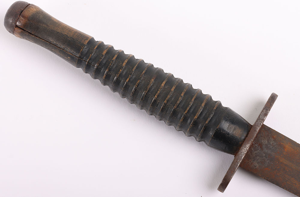 British Wooden Hilt 3rd Pattern Fairbairn Sykes Commando Knife