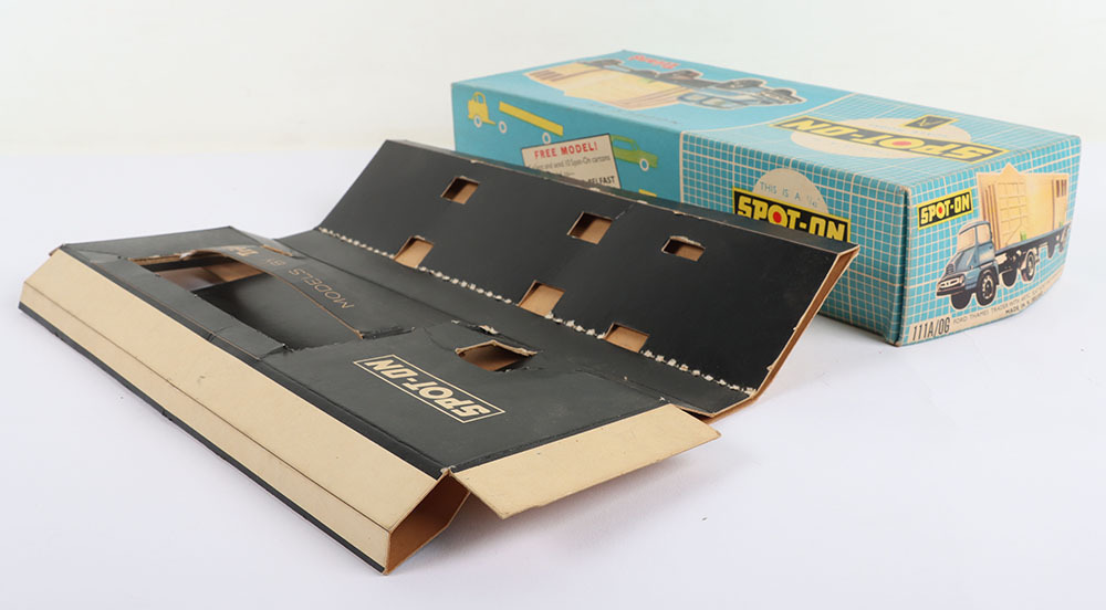 Tri-ang Spot On Models 111A/OG Ford Thames Trader with Artic Flat Float ...