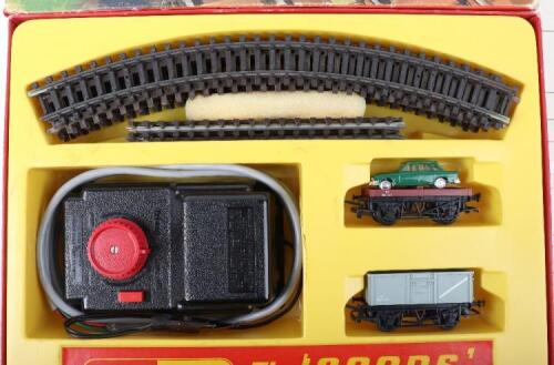 Tri-ang 00 gauge RS.11 ‘The Goods’ train set,