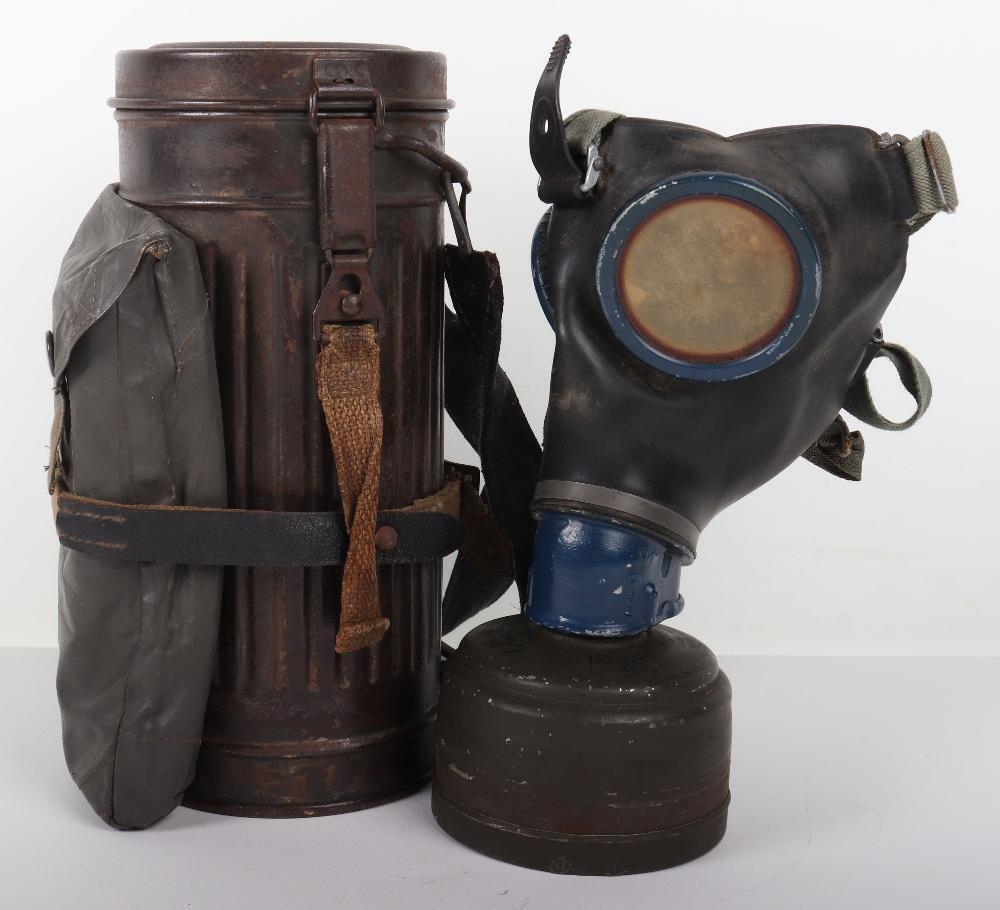 Ww2 German Gas Mask Chris Mowery | Trying On Some Ww2 Gear. German Gas
