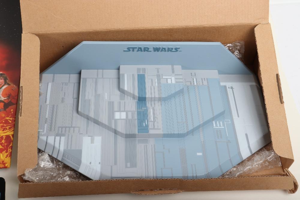 A Complete Set Of 60 De Agostini Star Wars The Official Figurine ...