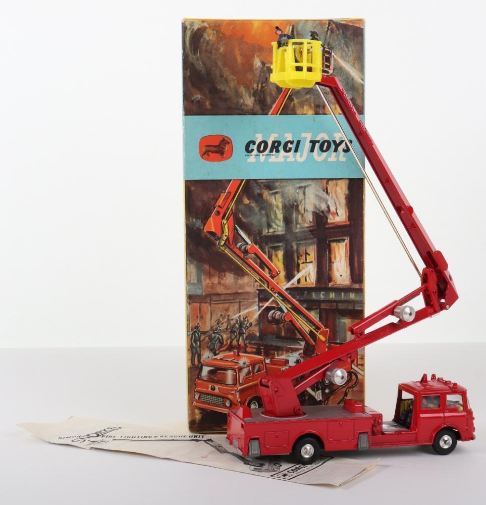 Corgi Major Toys 1127 Simon Snorkel Fire Engine