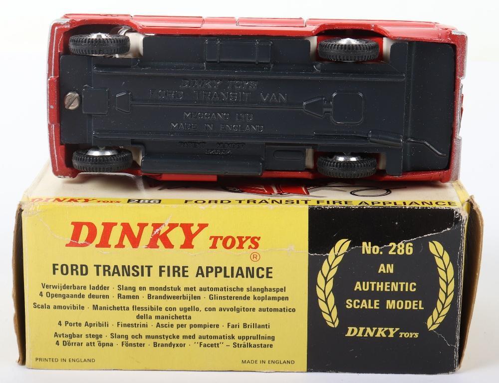 Dinky Toys 286 Ford Transit Fire Appliance