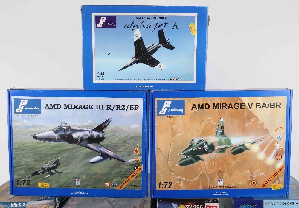 Forty-two 1:72 scale Mirage and other Fighter Jet model kits
