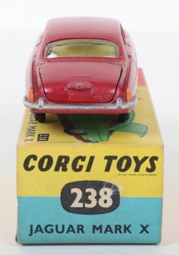 Corgi Toys 238 Jaguar Mark X